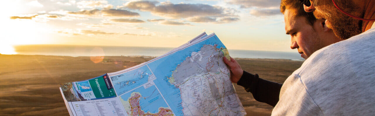 KOMPASS Wanderkarten, Fahrradkarten und Outdoor-Bücher